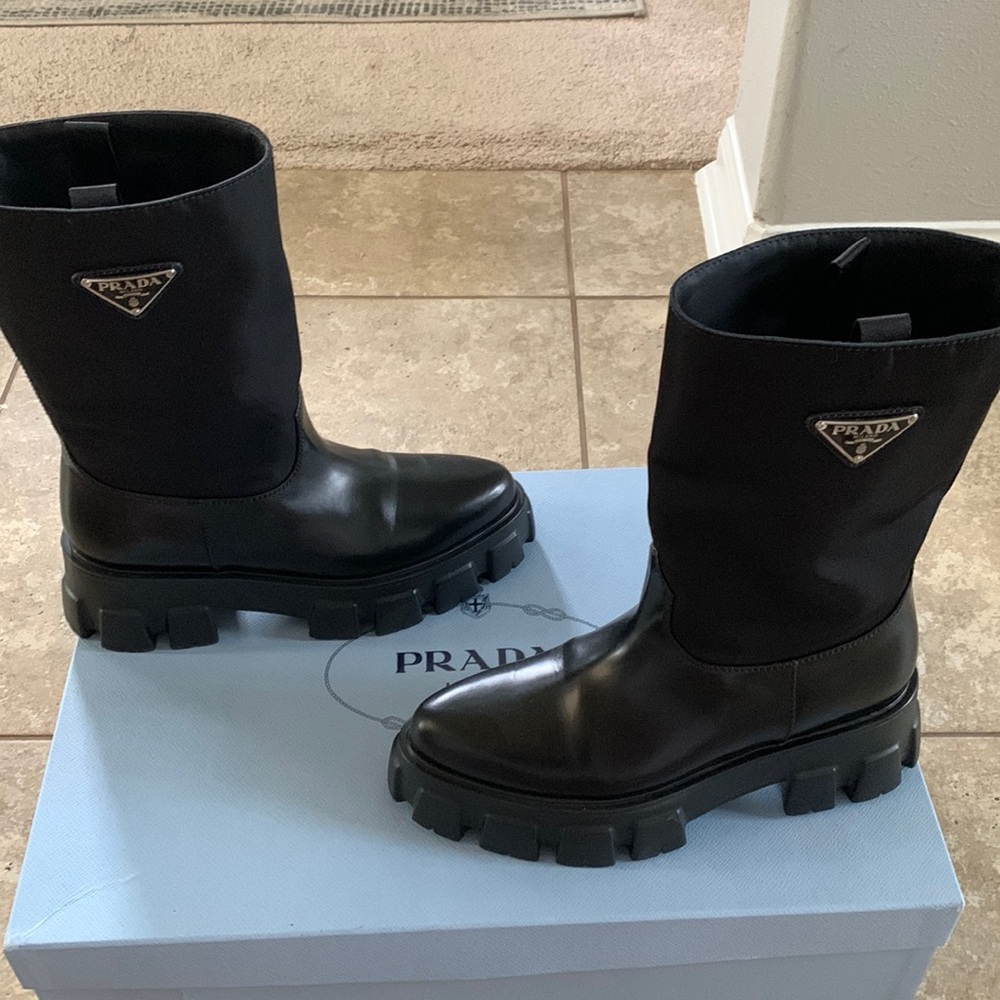 Beautiful Prada Boot True To Size!!! - Gem